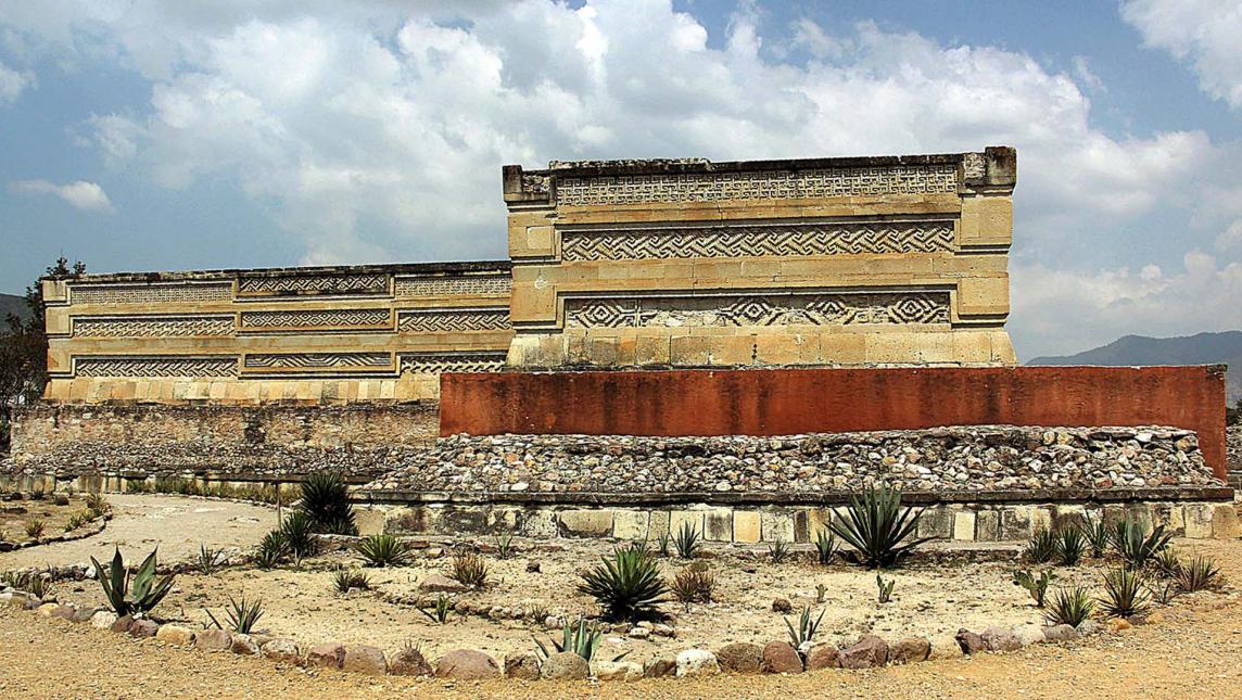 Tour a Mitla y Hierve el agua | NICHIM TOURS